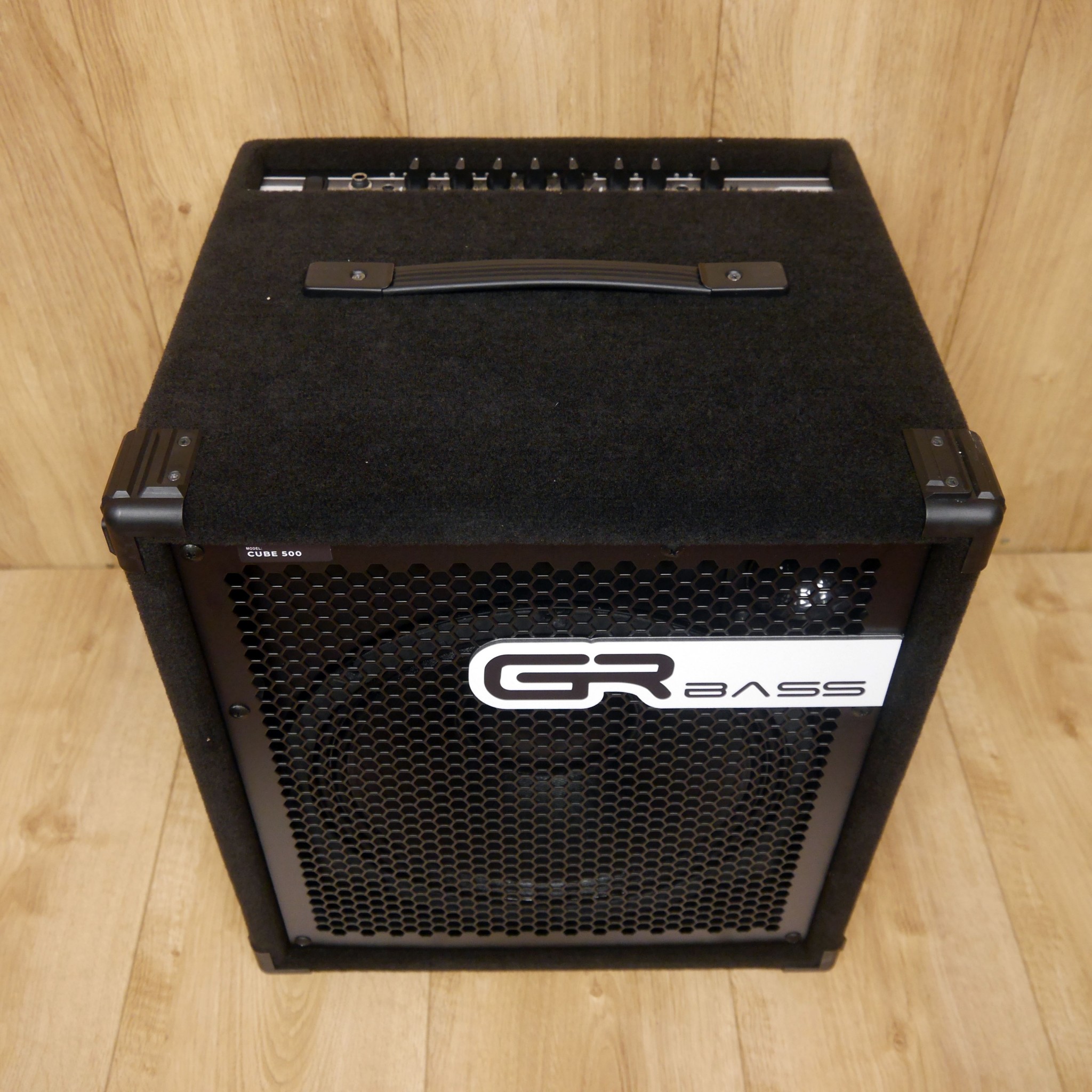 GR Bass Cube 500 Combo - Tanne Bass Corner